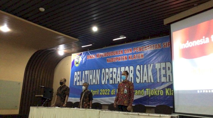 Pelatihan Operator SIAK Terpusat bagi Operator Dinas Dukcapil dan ...